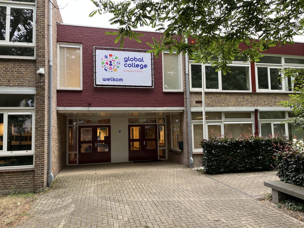 Eerste Opvang Anderstaligen - Stedelijk College Eindhoven